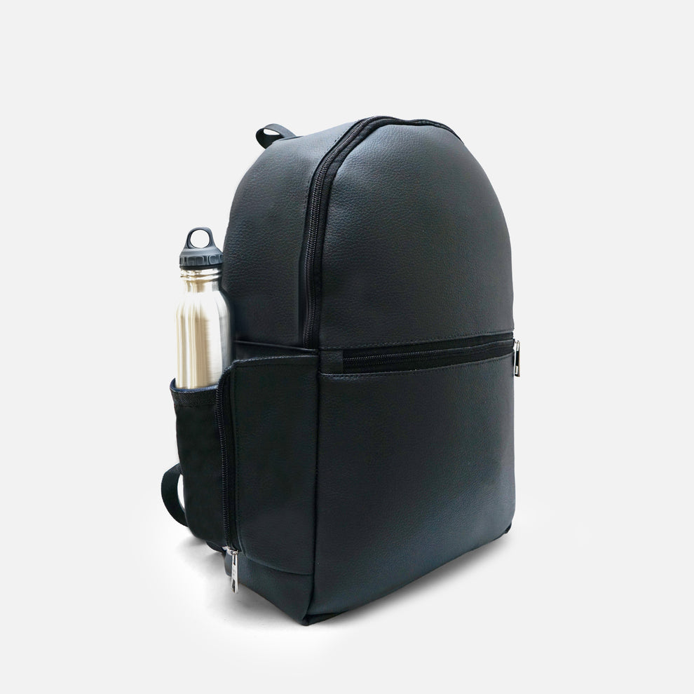 Meadow black backpack – A tailor's son